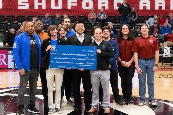 Theta Xi makes record donation to Habitat for Humanity | Lenoir-Rhyne ...